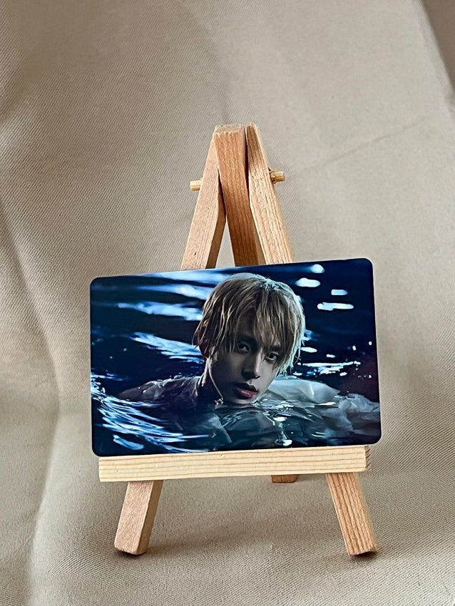 Enhypen - DARK BLOOD Official WeVerse Photocards Holo – Seoul-Mate